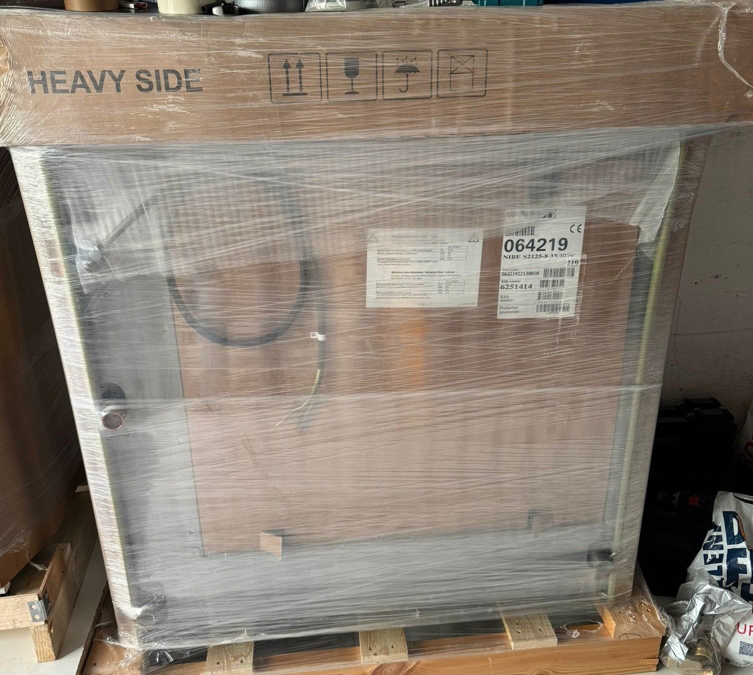 WÄRMEPUMPE NIBE S2125-8 Inkl. VVM S320 (Neu und originalverpackt) in ...