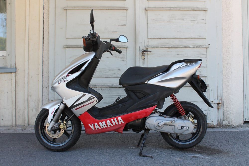 Yamaha Aerox / MBK Nitro 50 Roller (Gebraucht) in wald für CHF 415 ...