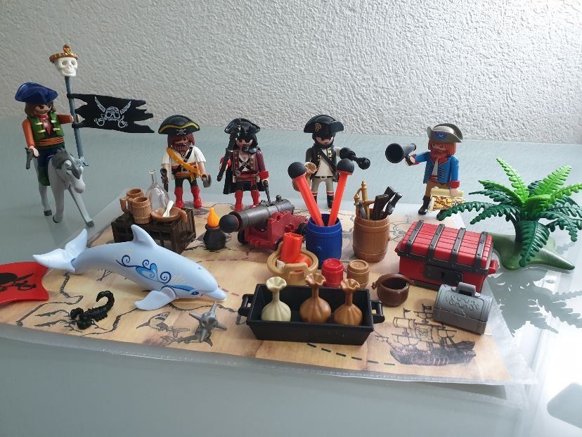 PLAYMOBIL 5 Piraten, Pferd, Schatz, Delfin, Kanone, usw. (Gebraucht) in ...