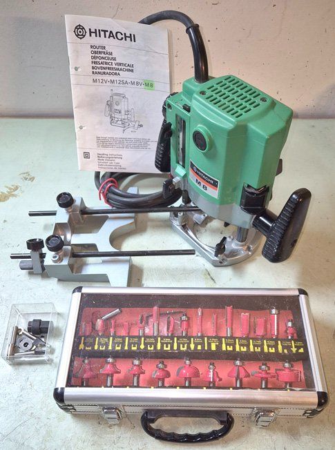 Oberfräse, Hitachi M8, mit viel Zubehör (Gebraucht) in Zürich für CHF ...