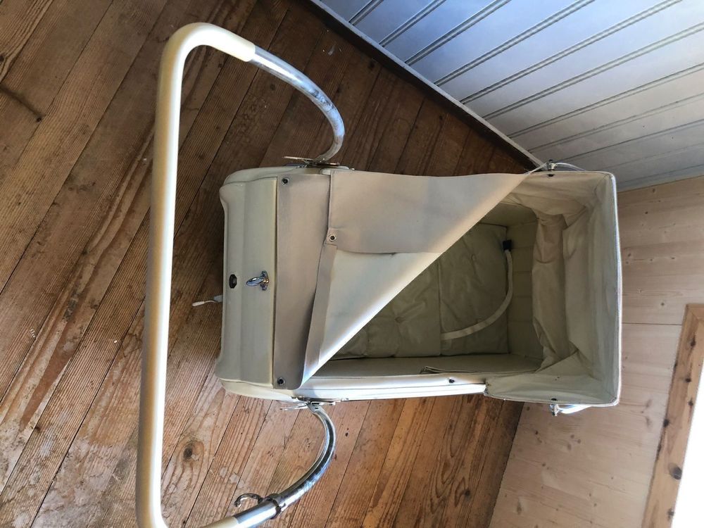 Royal Eka orig. Kinderwagen restauriert | Kaufen auf Ricardo