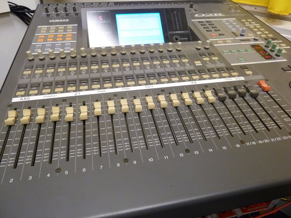 Yamaha 02R Mischpult mit Meterbridge (Gebraucht) in Wenslingen für CHF ...
