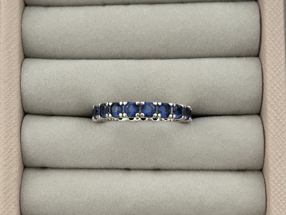 Original Pandora Ring mit blauen Steinen (NP CHF 109.00) (Gebraucht) in ...