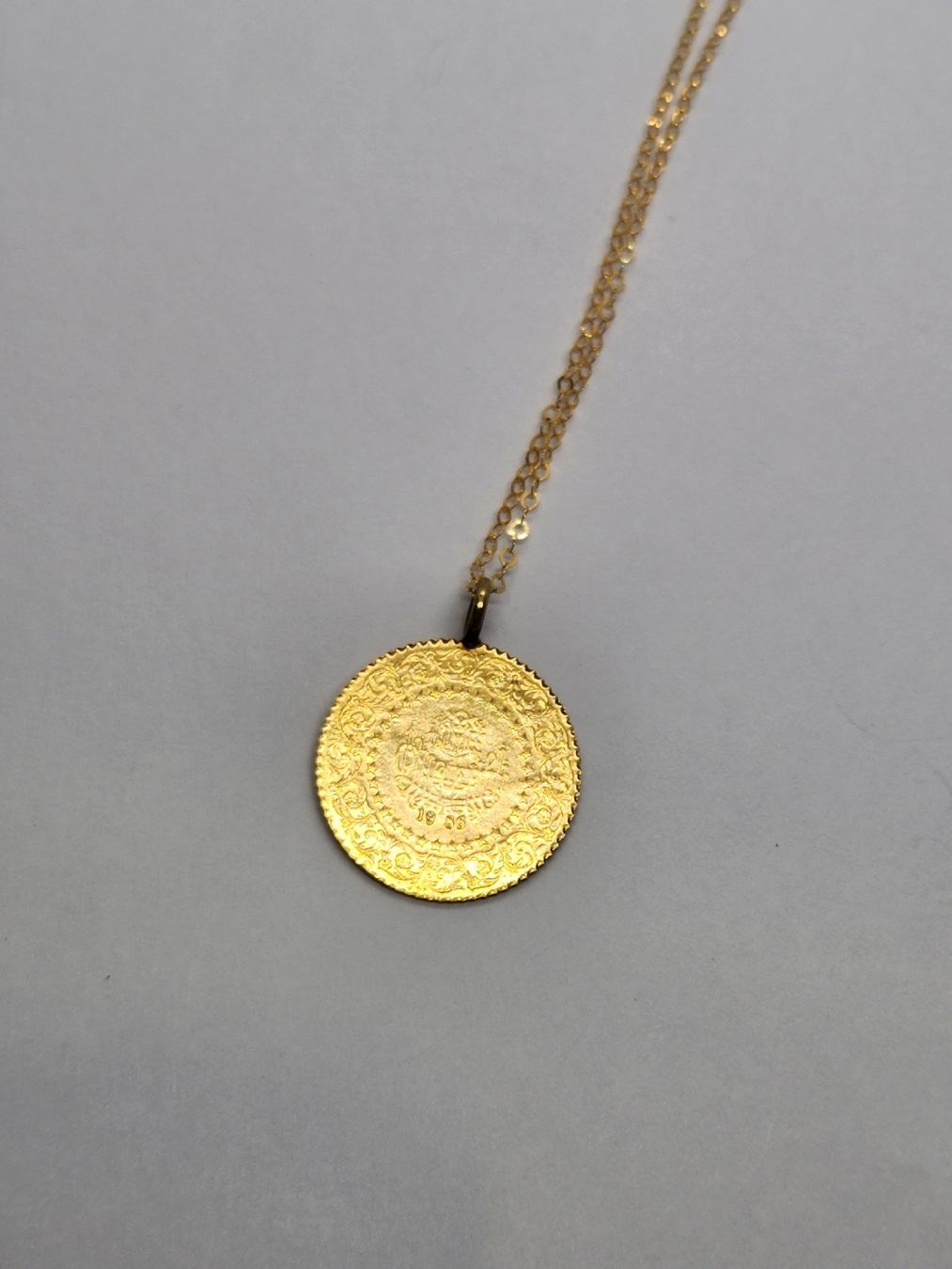 Gold Kette Mit Munze