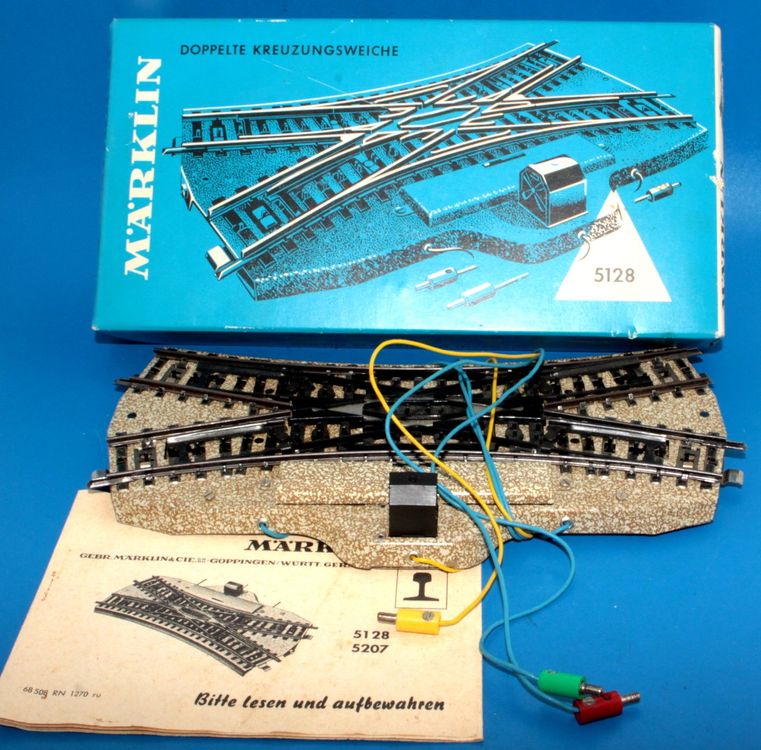 MÄRKLIN H0 M-Gleis KREUZUNG 5128 +OVP +Kabel / Porto ***3.- (Gebraucht ...