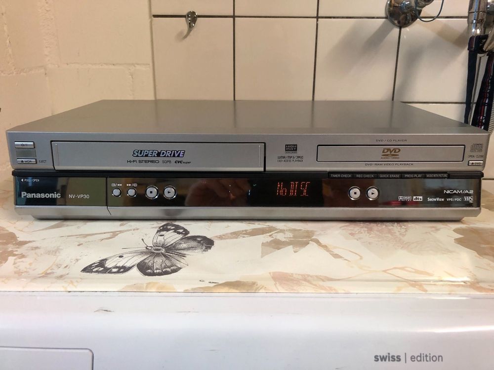 Panasonic nv-vp30 vhs dvd player | Kaufen auf Ricardo