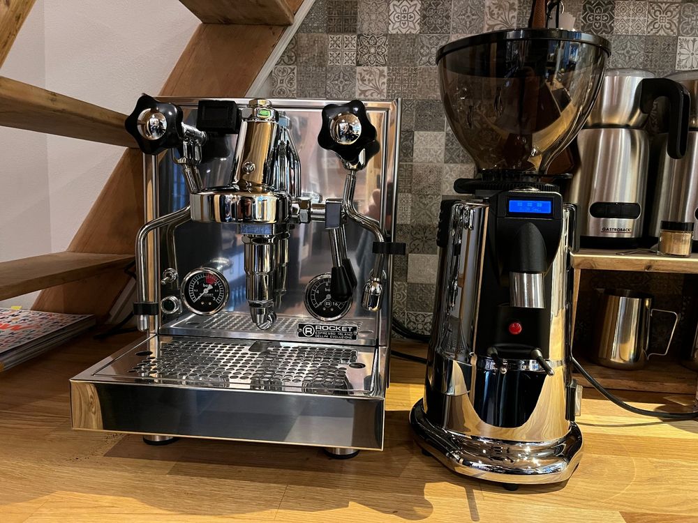 Rocket Milano Cellini Evoluzione V2 & Macap Kaffeemühle M4D | Kaufen ...