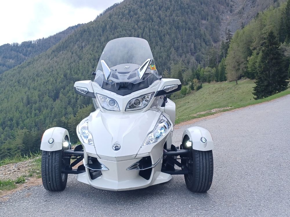 Elegantes Can Am Spyder Rt Gebraucht Bild
