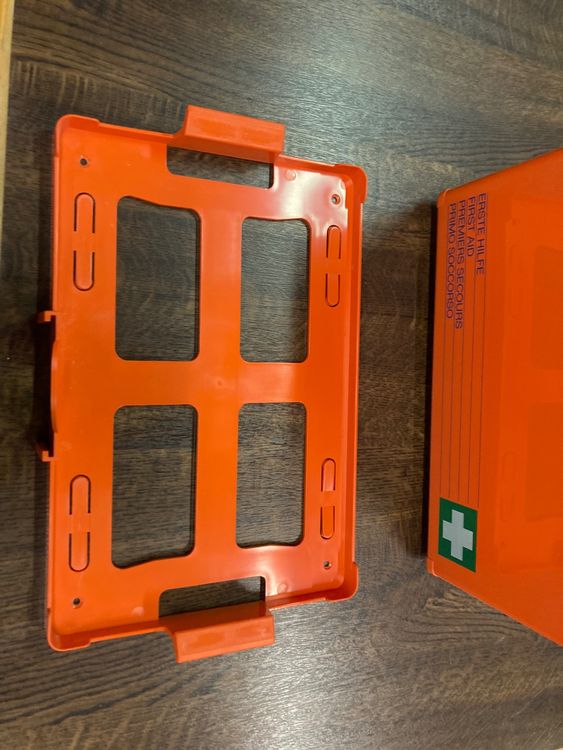 Erste Hilfe Box. IVF Hartmann | Kaufen auf Ricardo