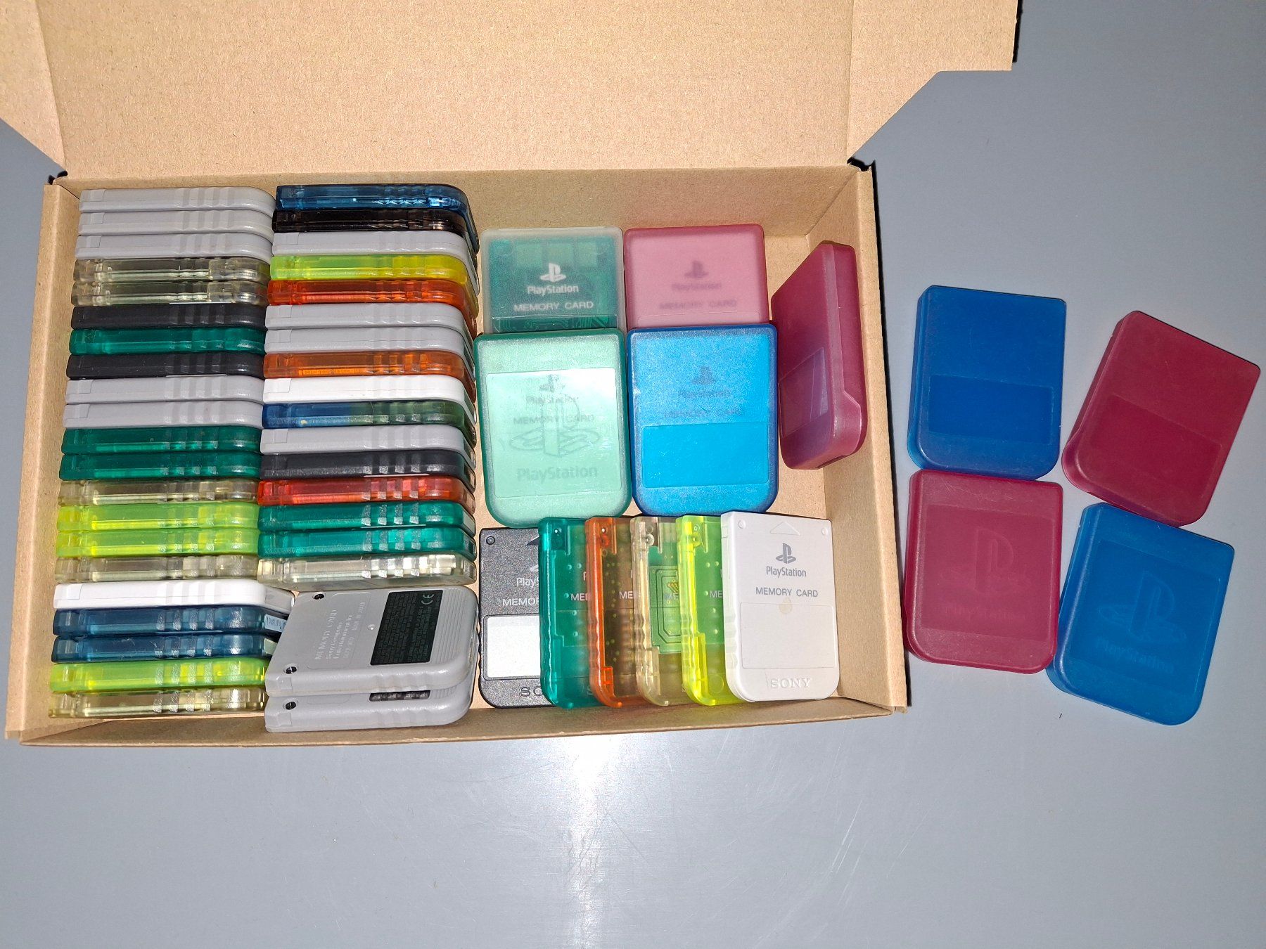 Ganze Schachtel Original Playstation 1 Memory Card - 50 Stk. (Gebraucht ...