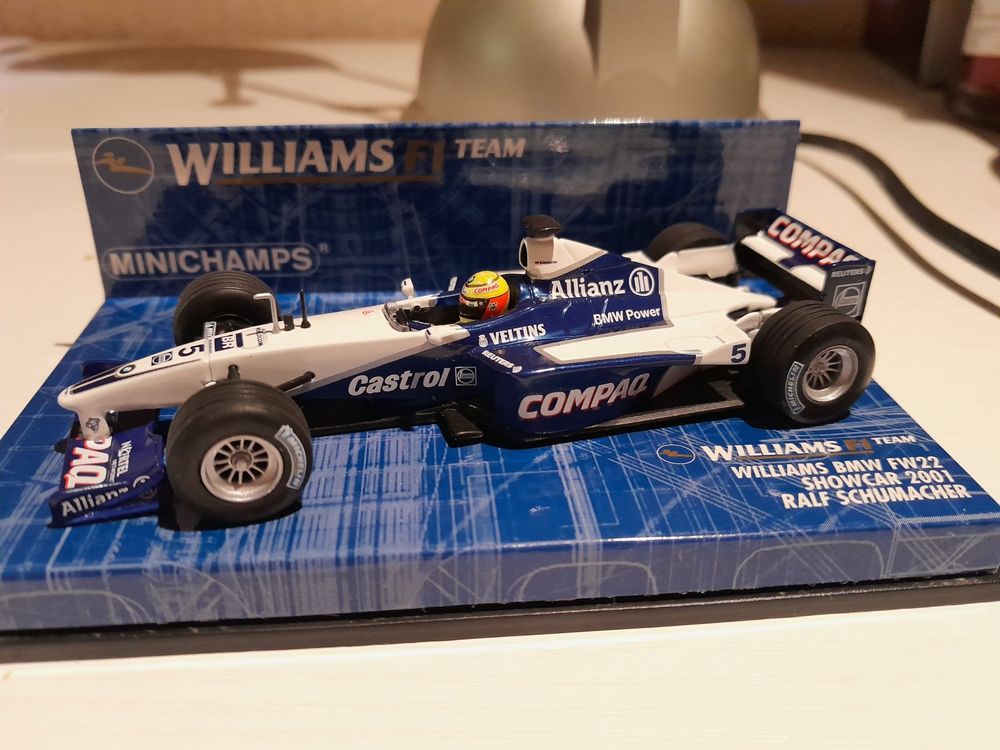 Minichamps 1:43 Williams FW22 (Schumacher) Showcar 2001 (Neu und ...