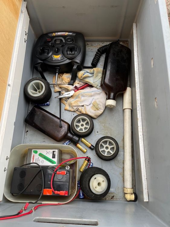 Ferngesteuerter F1 RC Benziner (Gebraucht) in Fahrni b. Thun für CHF 274 – mit Lieferung auf ...