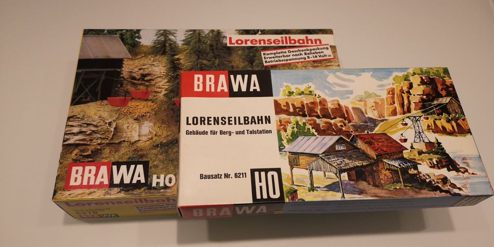 Brawa Lorenseilbahn 6210 / Gebäudebausatz 6211 H0 (Neu und ...