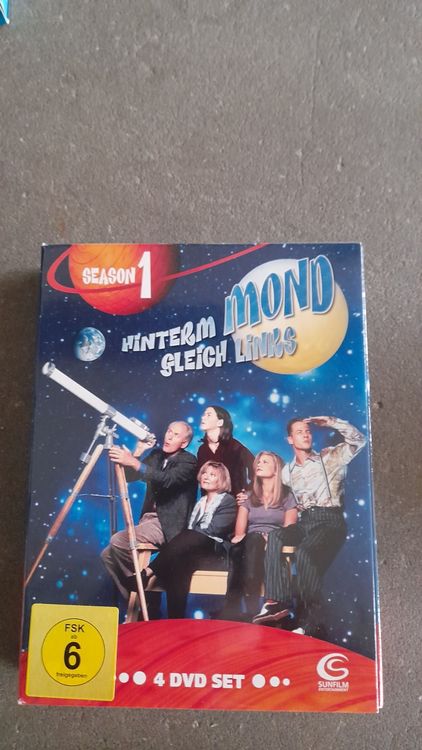 HINTERM MOND GLEICH LINKS 1.STAFFEL DVD (Gebraucht) in Wetzikon ZH für CHF 3 – mit Lieferung auf ...