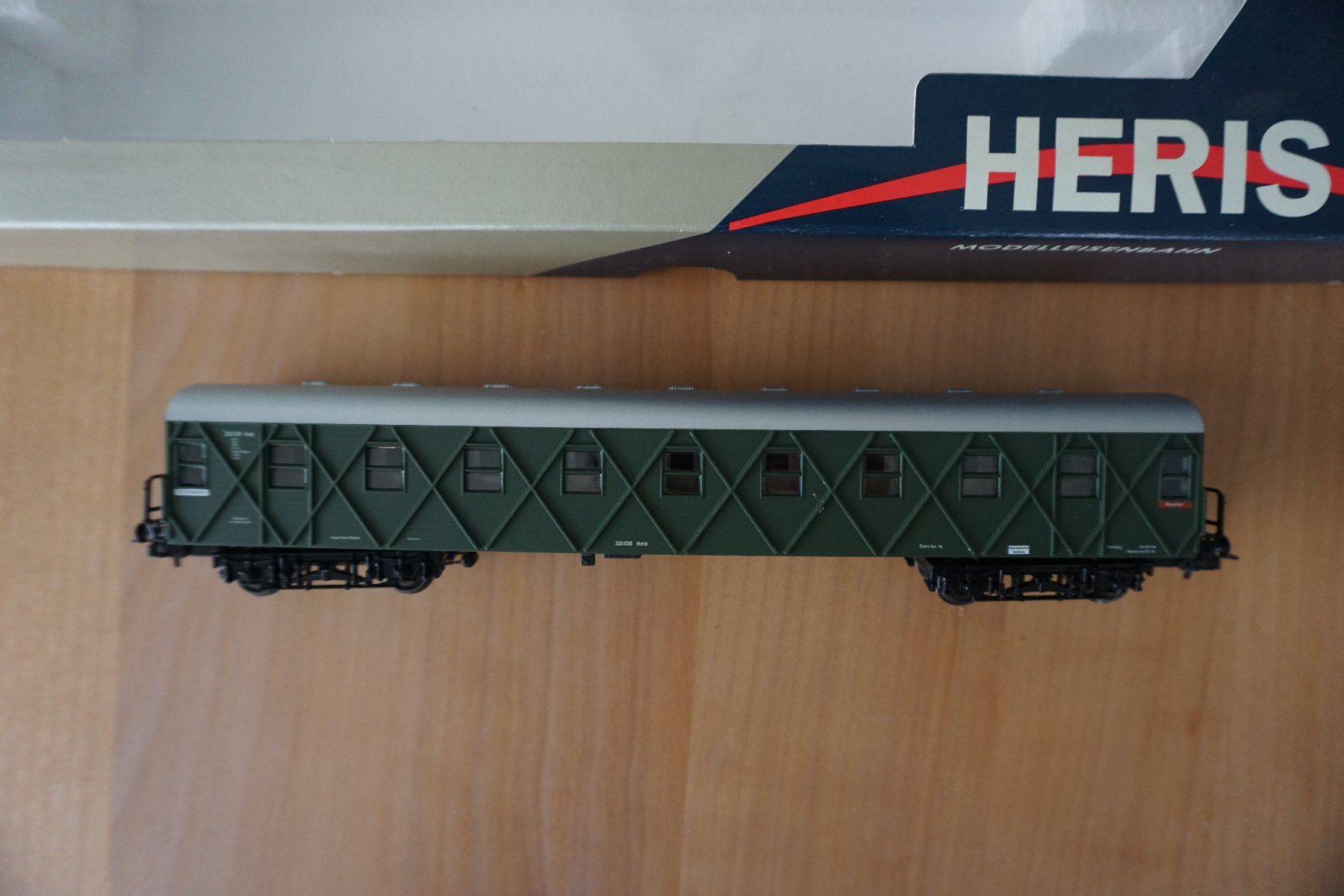 Heris 11031 Behelfs-Schnellzugwagen - passt zu Roco & Piko (Gebraucht ...