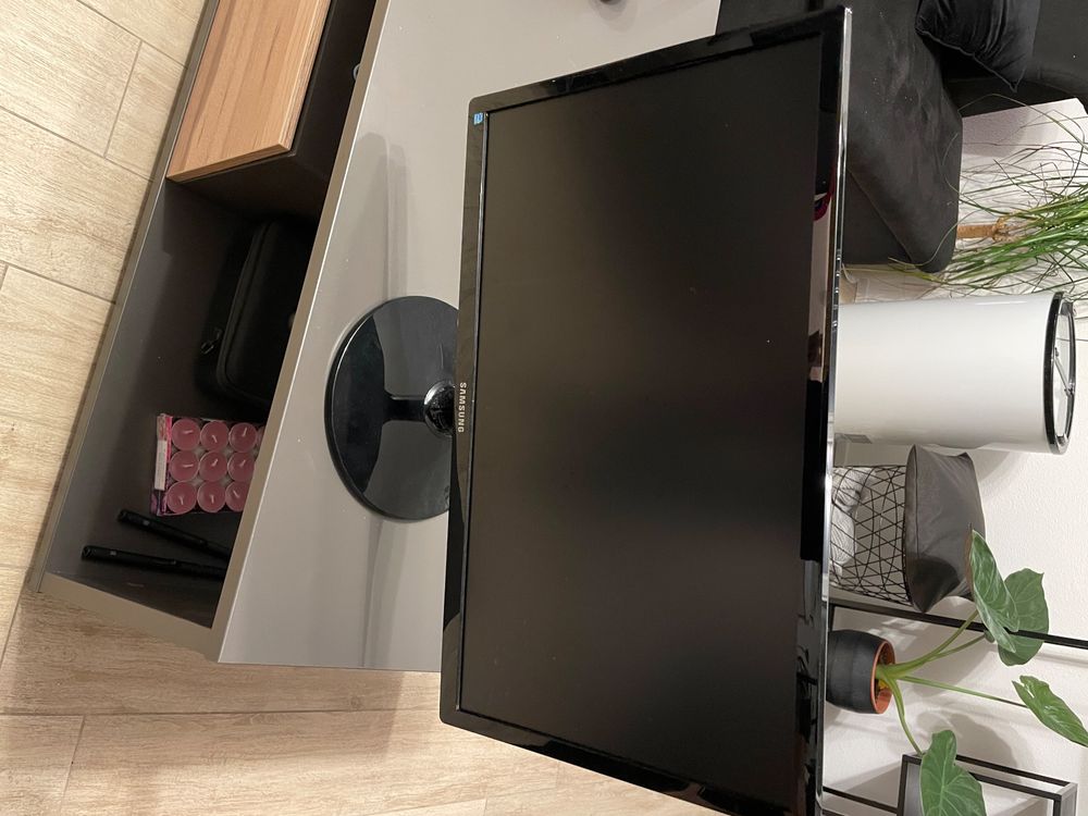 Samsung SyncMaster S24C350 24" Monitor | Kaufen auf Ricardo