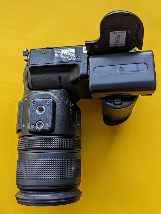 Sony DSA-F828 Digitalkamera mit Infrarotmodus, funktioniert (Gebraucht ...