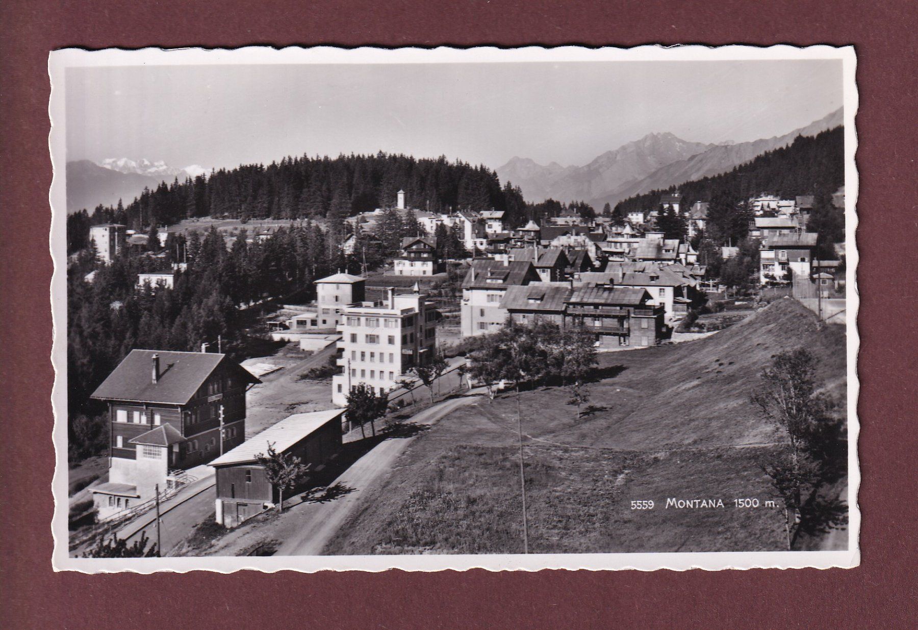 MONTANA - Vue partielle (D'occasion) à Pully pour CHF 8 – avec ...