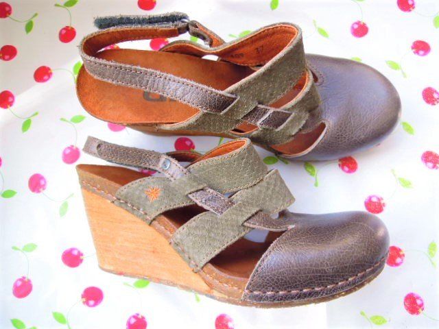 Gr 37 THE ART COMPANY Sandalette olive-grau Keilabsatz | Kaufen auf Ricardo
