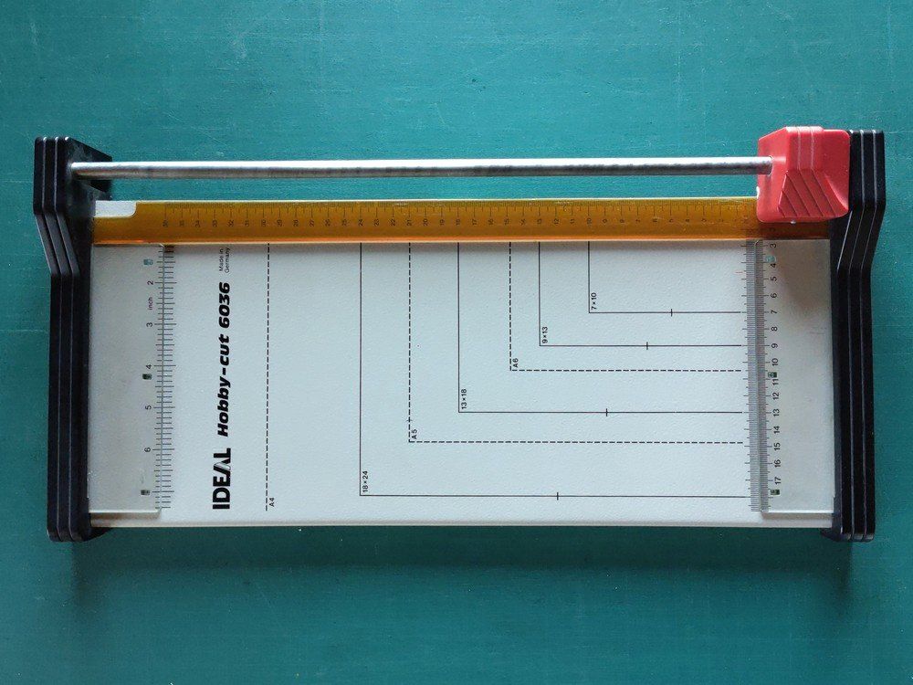 Rollenschneidmaschine IDEAL Hobby-cut 6036 (Gebraucht) in Wädenswil für ...