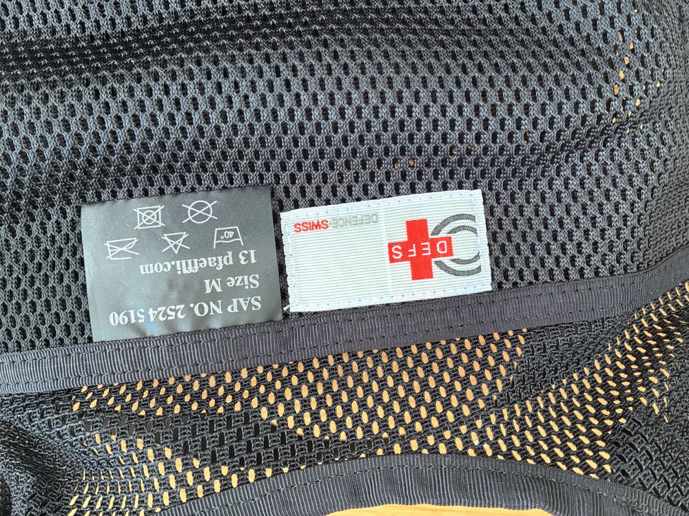 MP Grenadier Einsatzweste Original Ch Armee (Gebraucht) in Oberiberg ...