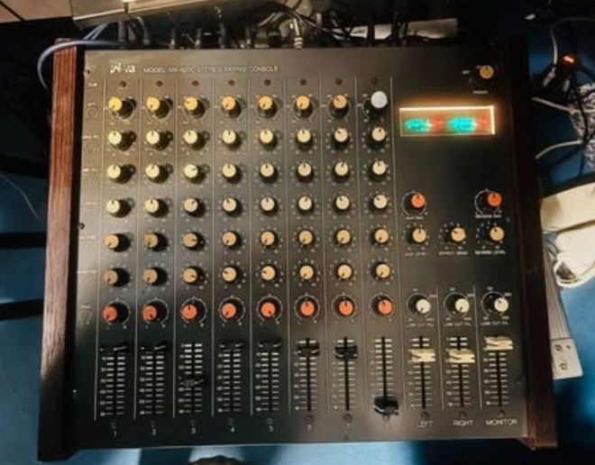 Pré-Vox MX-8200 Stereo Mixing Console (D'occasion) à Fribourg pour CHF ...