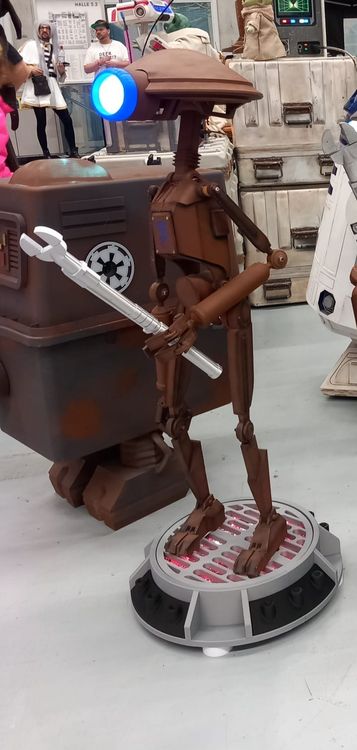 Star Wars Pit Droid mit LED Life Size (Gebraucht) in Wiler b.Utzenstorf ...