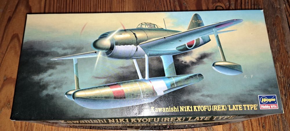 Kawanishi N1K1 Kyofu 1/72 hasegawa 51337 (Neu (gemäss Beschreibung)) in ...