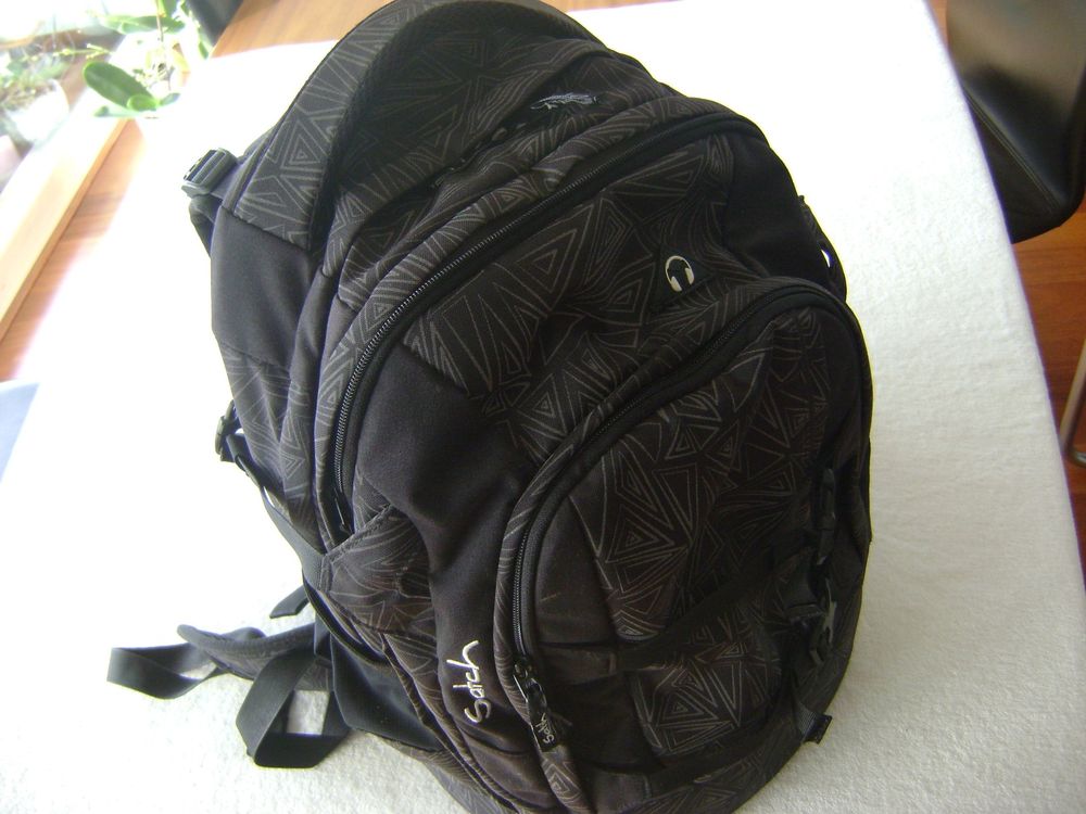 Satch Schulthek Ninja Bermuda schwarz (Gebraucht) in Villmergen für CHF ...
