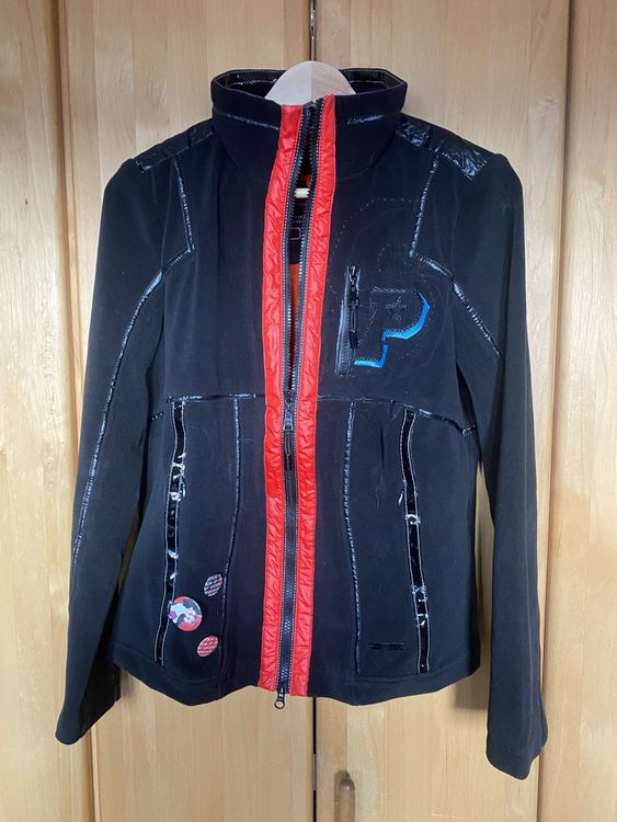 Jacke (Gebraucht) in Adetswil für CHF 19 – mit Lieferung auf Ricardo kaufen