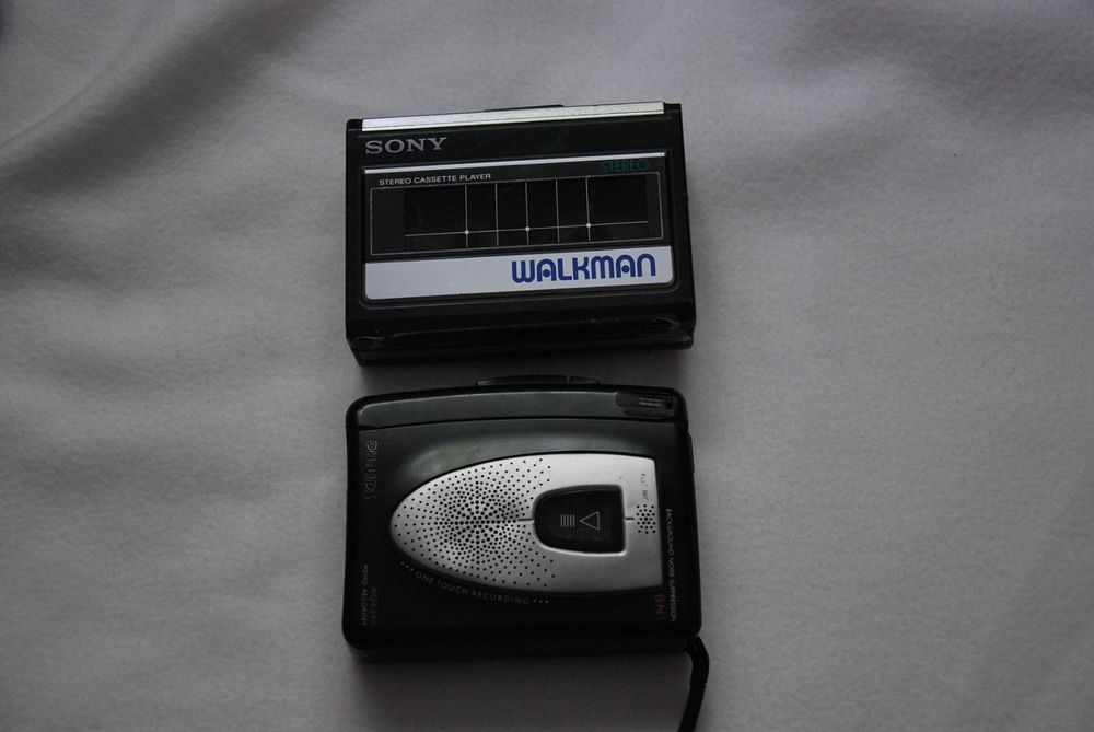 Set aus 2 Walkman Sony/ Philips (Defekt) in Biel/Bienne für CHF 11 ...