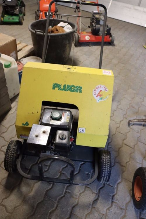 Plugr Aerifizier (Lot 205) Standort 3250 Lyss (Gebraucht) in Bäriswil ...