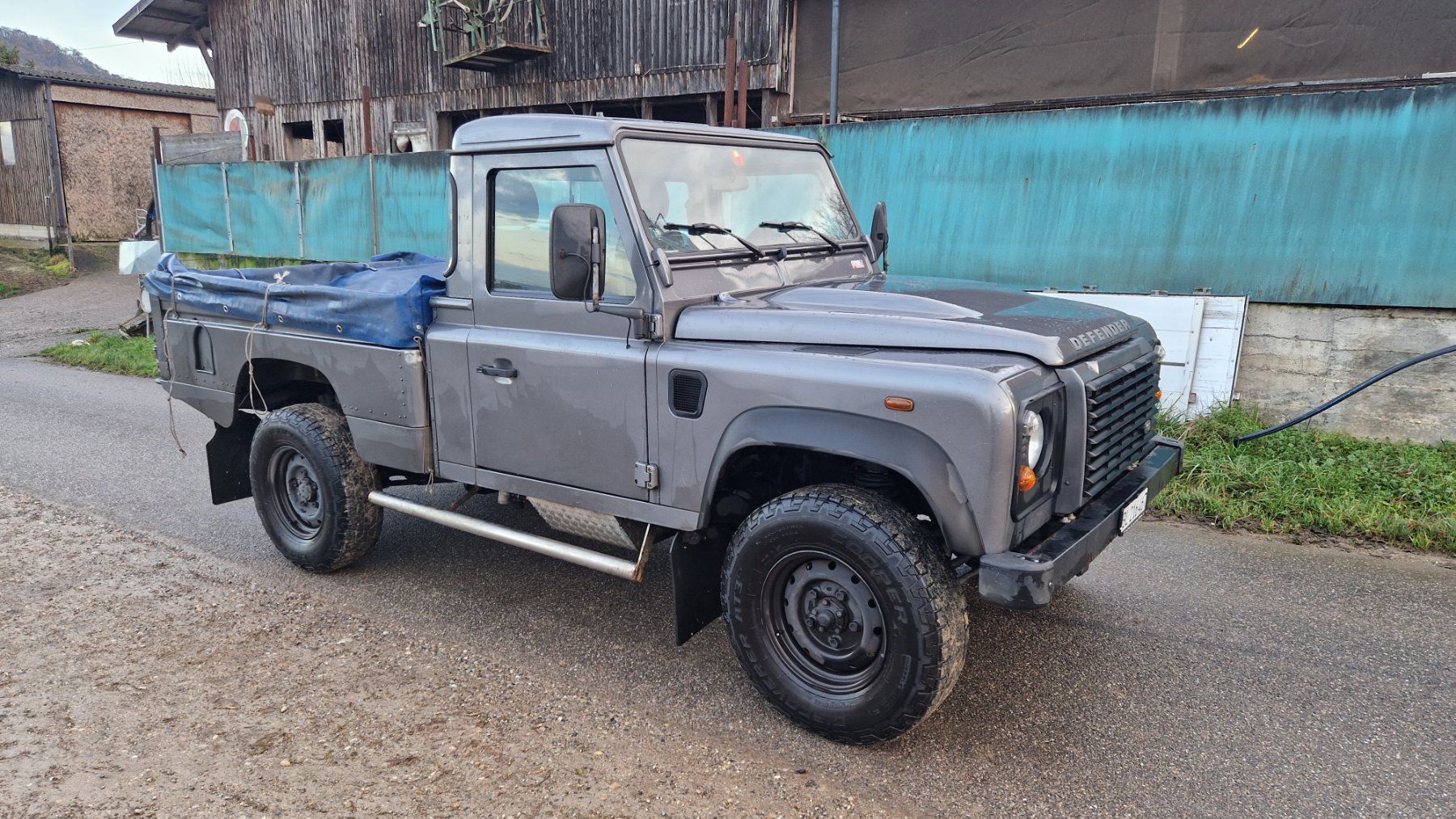 Land Rover Defender 110TD4 Pick Up 6 TONNEN Anhängelast (Gebraucht) in ...