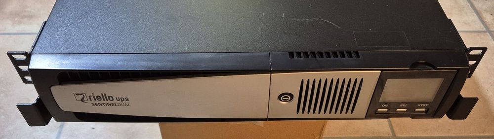 Riello USV ups sdh 2200 (Gebraucht) in Tagelswangen für CHF 99 – nur ...