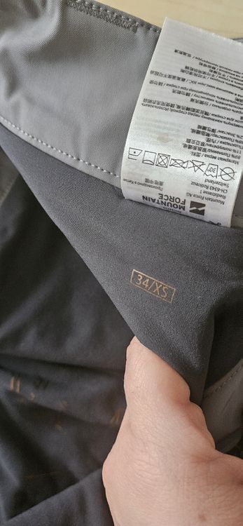 Mountain Force Skihose Damen, XS/34, Top Zustand! (Gebraucht) in Hellbühl für CHF 65 – mit ...