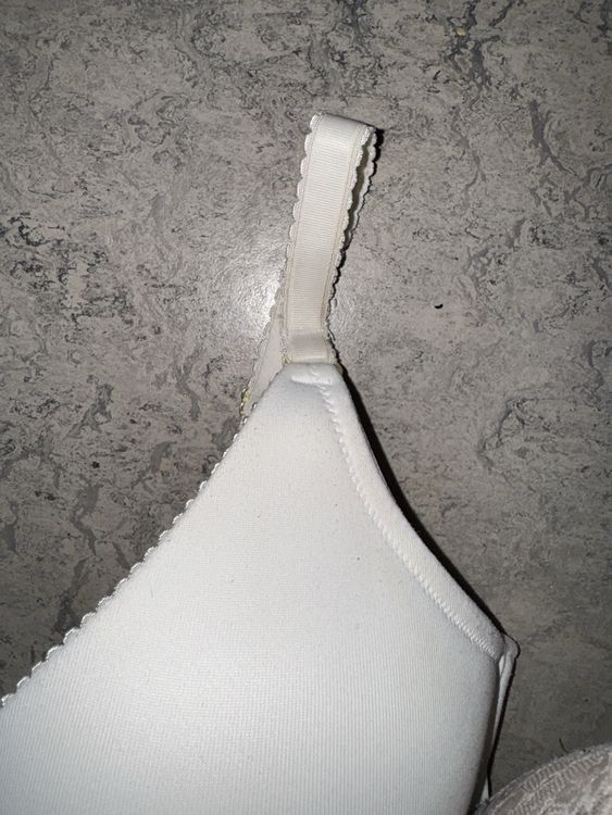 H&M BH‘s, Grösse 75D, Weiss und Altrosa (Gebraucht) in Pfäffikon ZH für ...