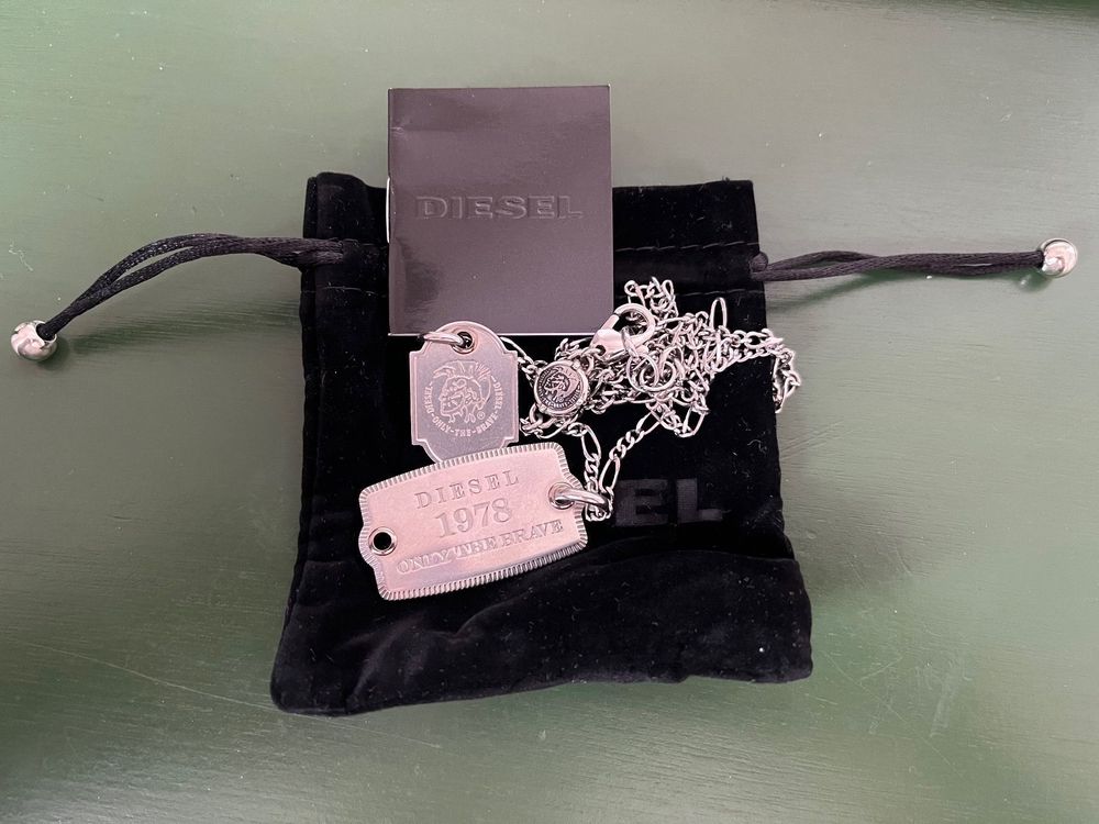 Diesel Dog Tag (Neu (gemäss Beschreibung)) in Willisau für CHF 39 – mit ...