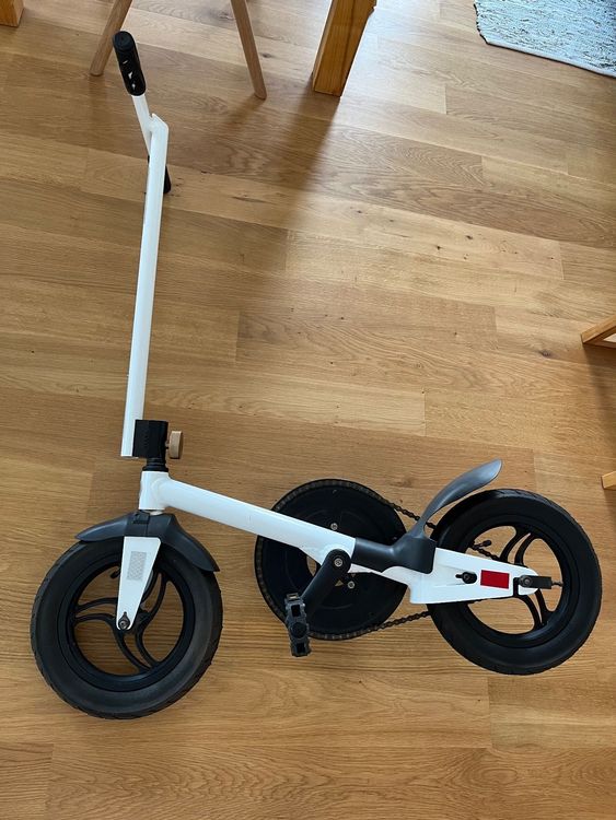 Micro Pedalflow white Scooter Trottinett Pedale (Gebraucht) in Rotkreuz ...