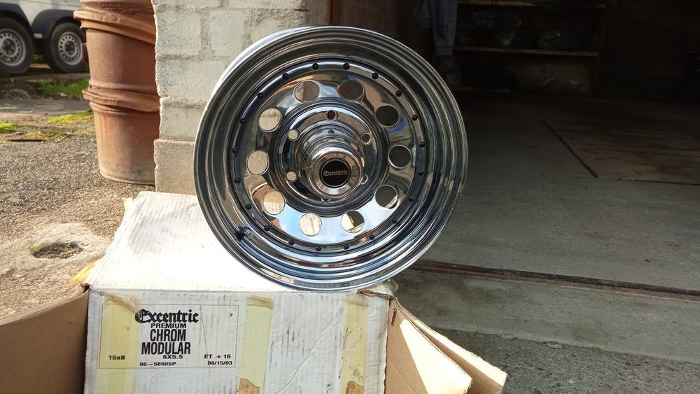 4 Chromfelgen 8x15 Oldtimer, Off Road (Neu und originalverpackt) in ...