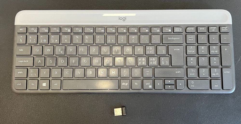 Logitech K470 Tastatur (Gebraucht) in Wasen im Emmental für CHF 21 ...