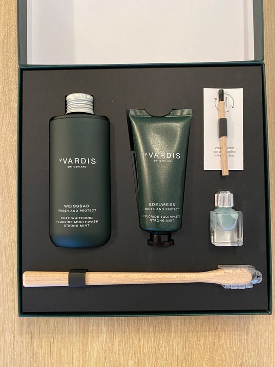 VVardis Bleaching-und Mundpflegeset (Neu und originalverpackt) in Uster ...