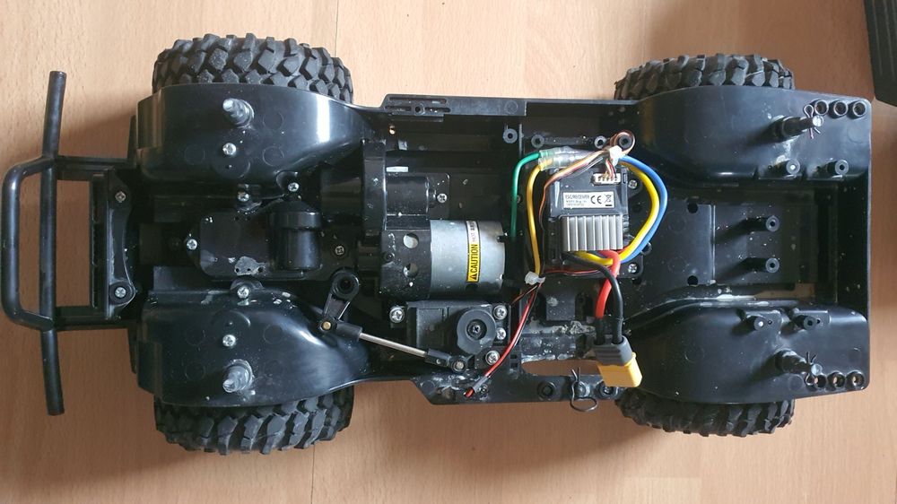 Rc Tamiya 1:10 Radio Control 4WD Offroad CC-01 Chassis (Gebraucht) in ...