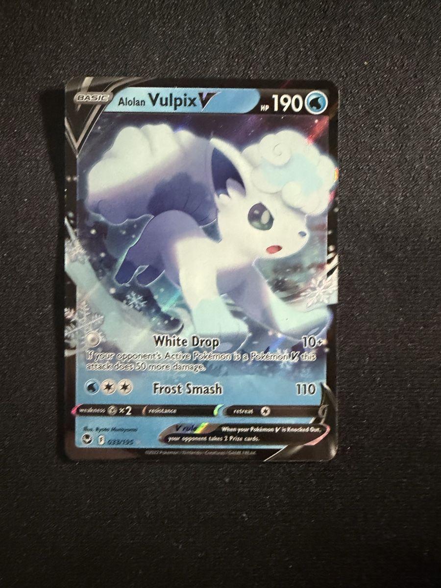 Alolan Vulpix V Pokemon 🔥🔥Card - Collectors Item - Winter! (Neu (gemäss ...
