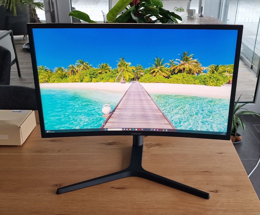 Samsung Curved Monitor, 2560 x 1440 Pixel, 27", 144 Hz, HDR (Gebraucht ...