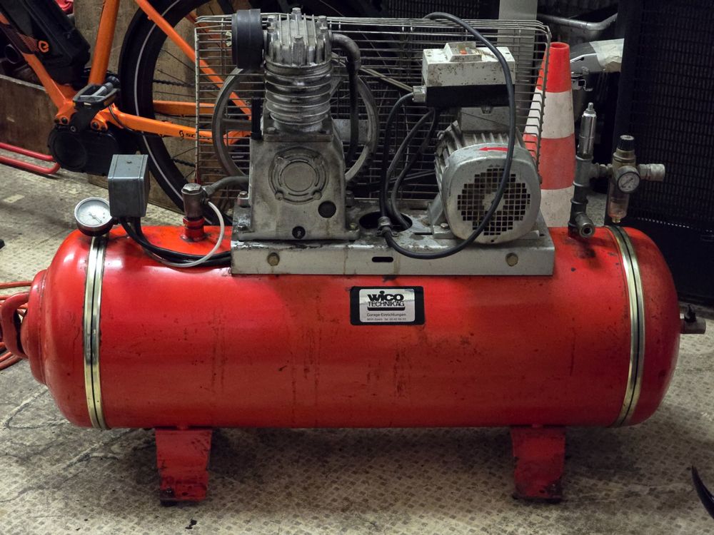 Kompressor 100 Liter Professional | Kaufen auf Ricardo