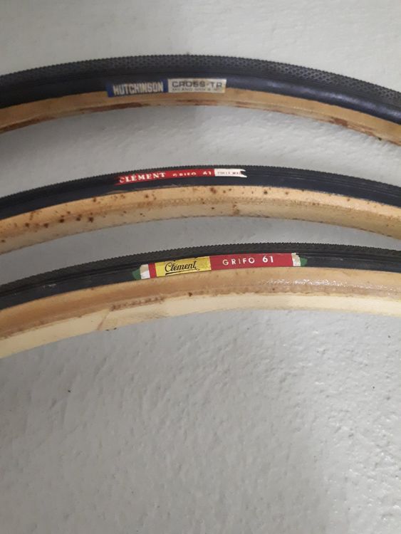 Clement Schlauchreifen Quer (Collé) (Gebraucht) in Siebnen für CHF 50 ...