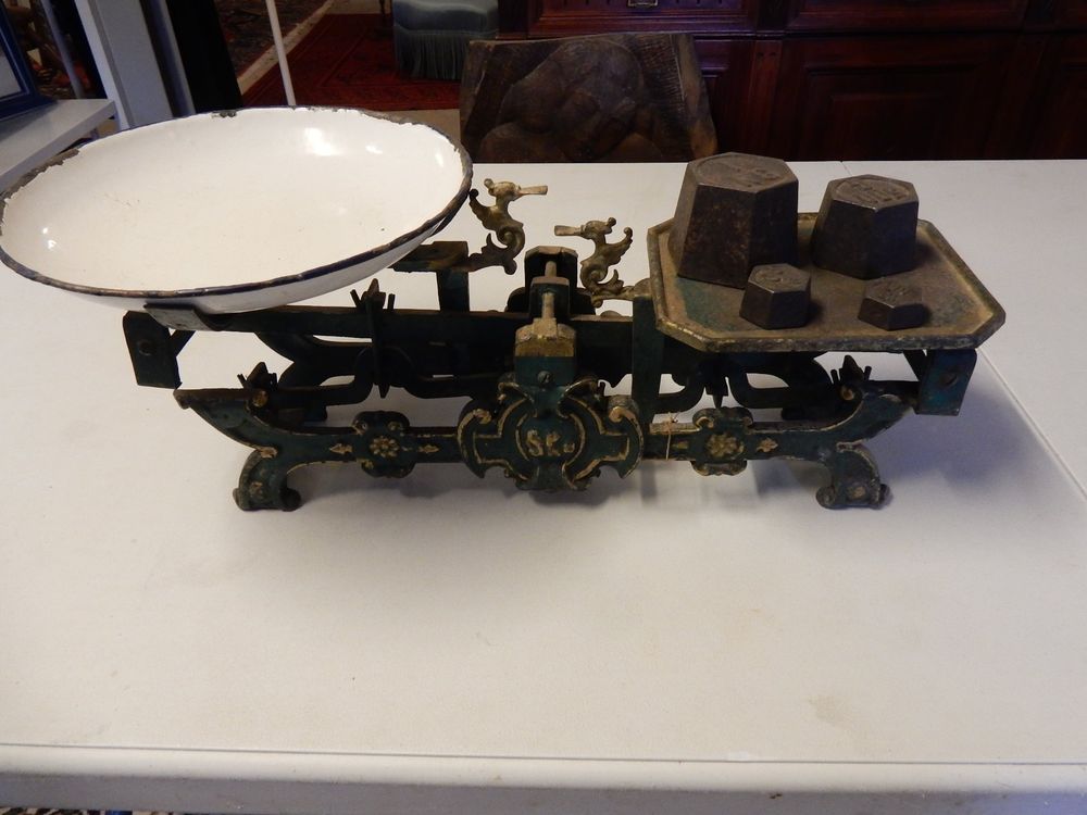 Balance ancienne (D'occasion) à Echallens pour CHF 10 – retrait ...