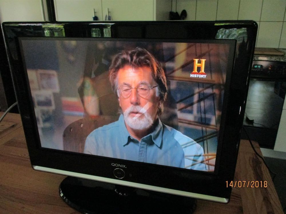 Qonix LCD-1999 DVBT - Neuwertig | Kaufen auf Ricardo