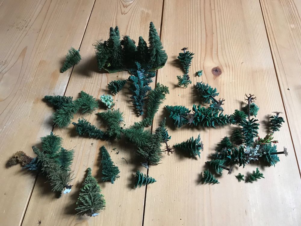 modelleisenbahn, verschiedene bäume (Gebraucht) in Liestal für CHF 9.9 ...