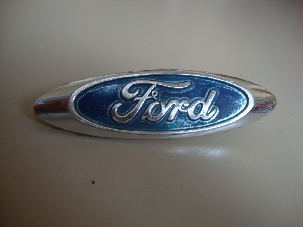 Emblem für Ford Capri (Defekt) in Herisau für CHF 5 – mit Lieferung auf ...